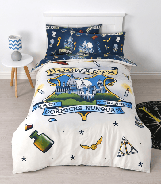 Harry Potter Hogwarts Quilt Cover Set | Target Australia