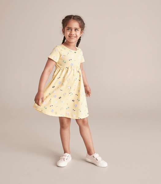 SE246586_08 SS DRESS AOP HOLIDAY YELLOW | Target Australia
