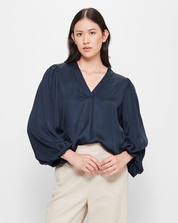 Women's Blouses